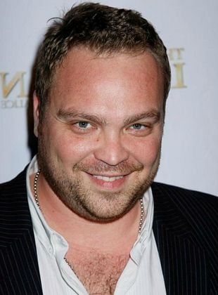 Drew Powell - SensaCine.com.mx