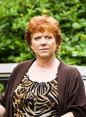 Becky Ann Baker - SensaCine.com.mx