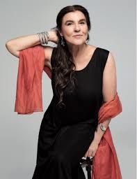 Lydia Koniordou : Su biografía - SensaCine.com.mx