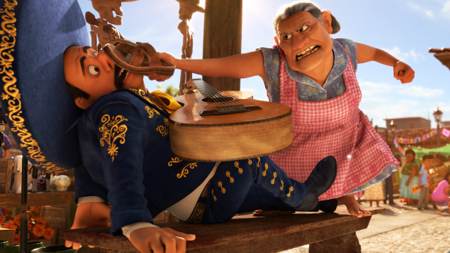 ¿Cómo llegó el poder de la chancla a 'COCO'? - Noticias de cine ...