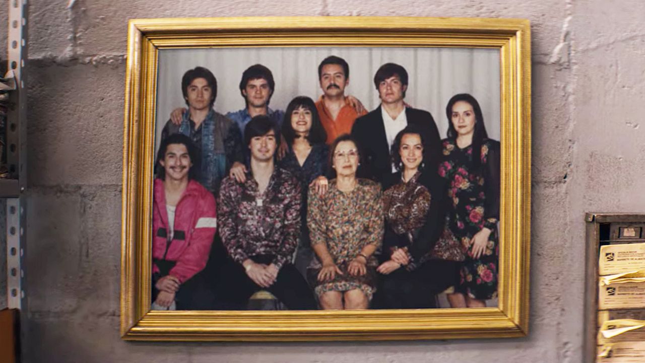 'Narcos: México 2': La foto familiar de los Arellano Félix que Netflix ...