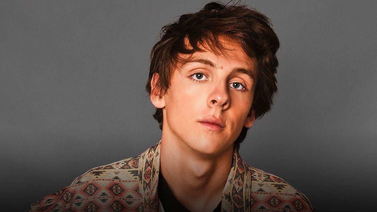 Jacob Bertrand no estaba contento con este giro al personaje de Hawk en ...