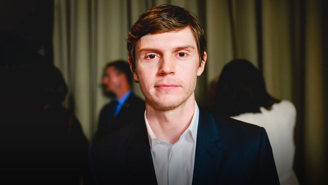 Evan Peters es el verdadero rostro del mal y sus personajes lo ...