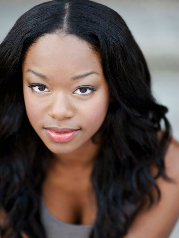 Jazz Raycole : Su biografía - SensaCine.com.mx