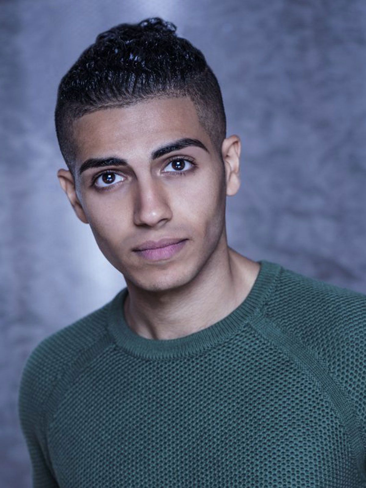 Mena Massoud - SensaCine.com.mx