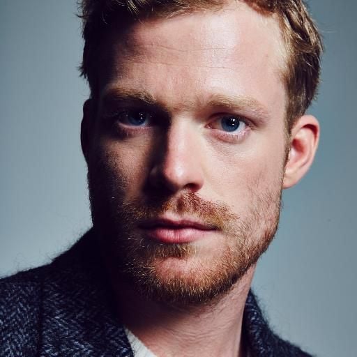 Sam Reid : Su biografía - SensaCine.com.mx