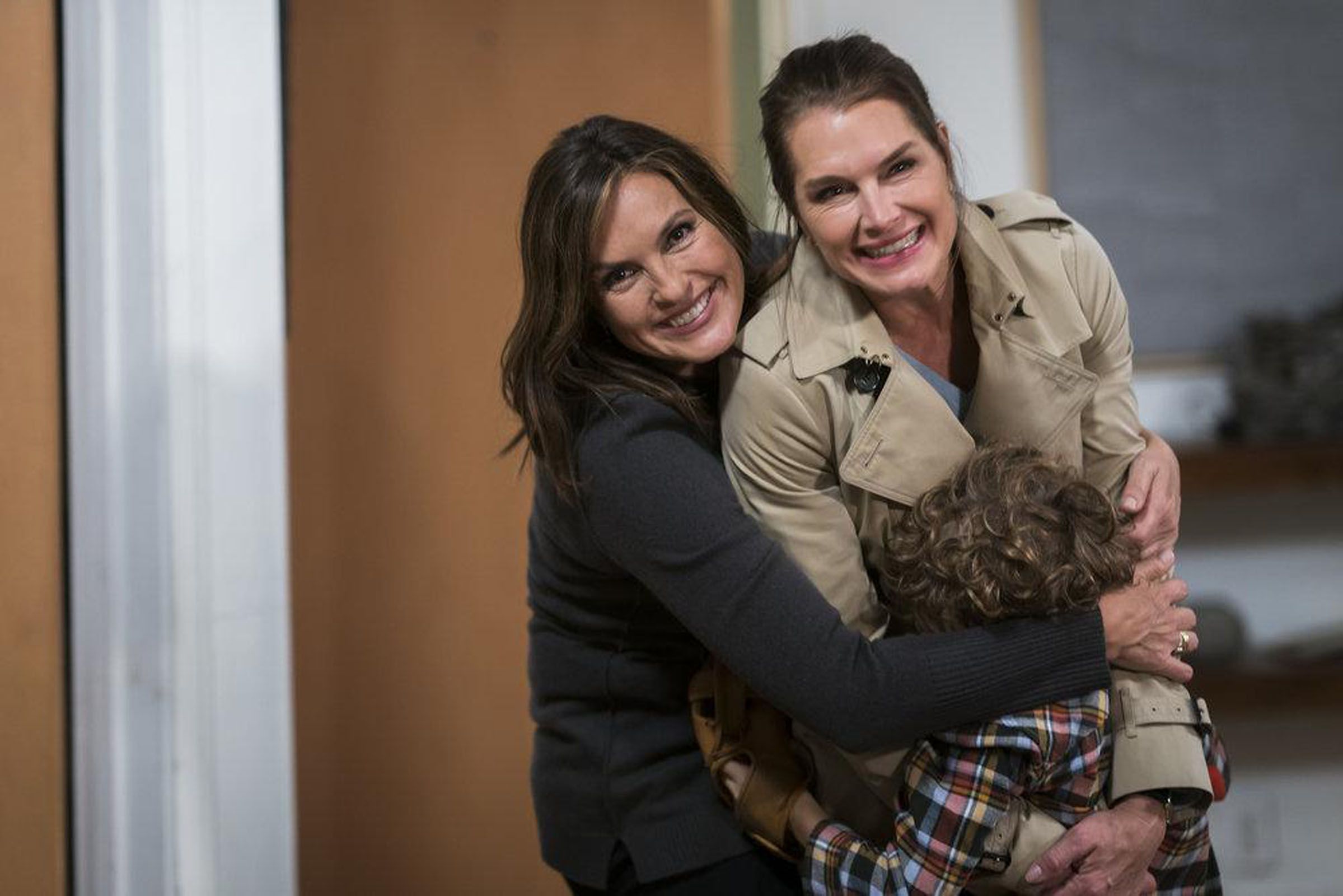 Foto de Brooke Shields - La Ley Y El Orden: UVE : Foto Mariska Hargitay ...
