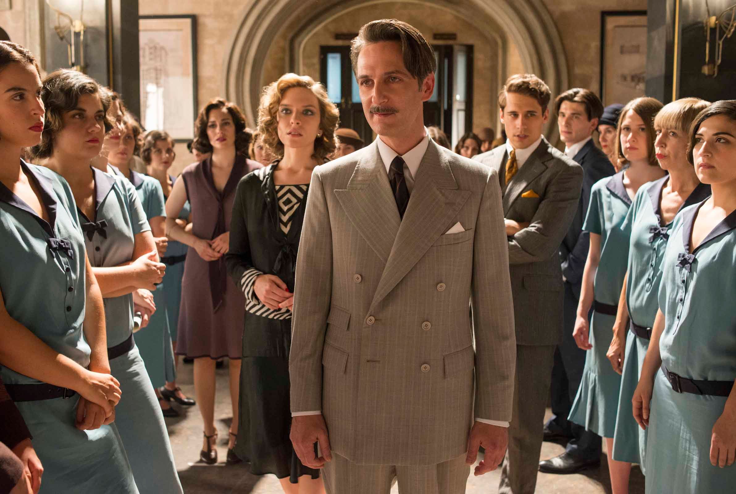 Las chicas del cable : Las chicas del cable : Foto Ernesto Alterio, Yon ...