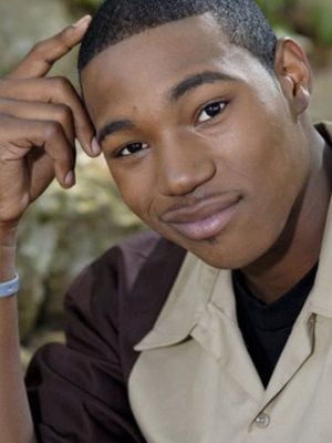 Kristopher Lofton : Su biografía - SensaCine.com.mx