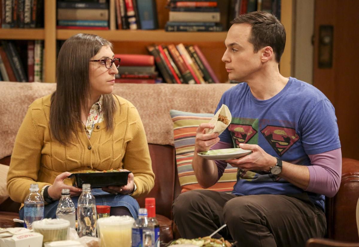 Foto de Mayim Bialik - The Big Bang Theory : Foto Jim Parsons, Mayim Bialik - Foto 62 de 352 ...