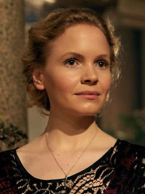 Kate Phillips : Su biografía - SensaCine.com.mx