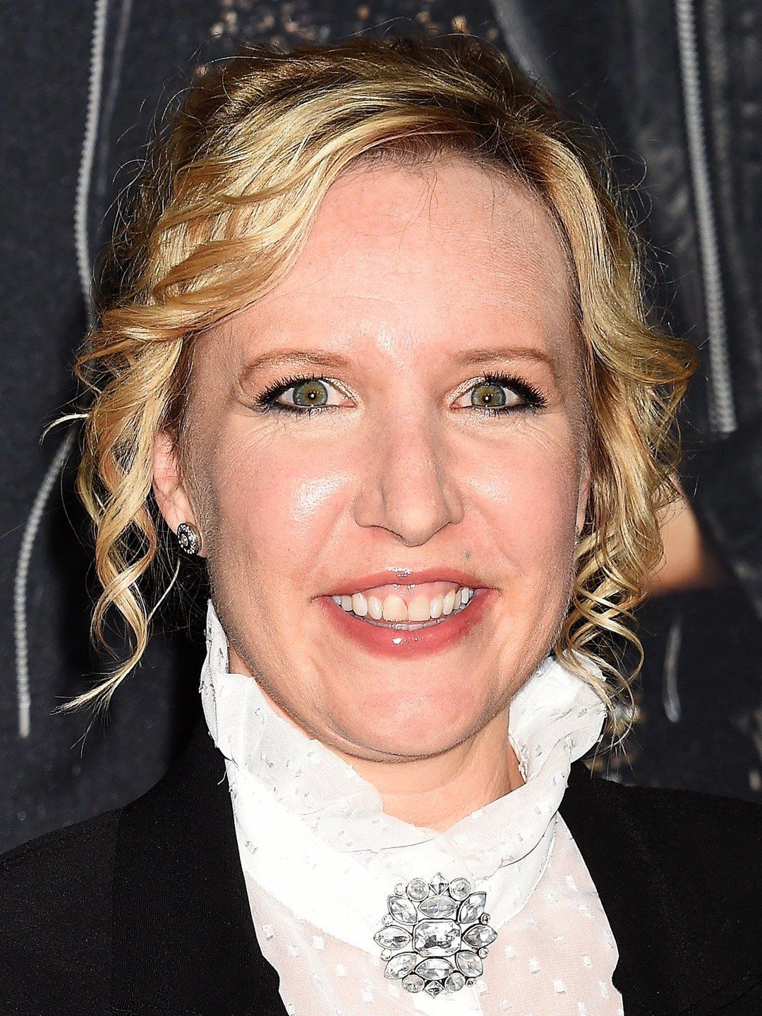 Trish Sie : Su biografía - SensaCine.com.mx