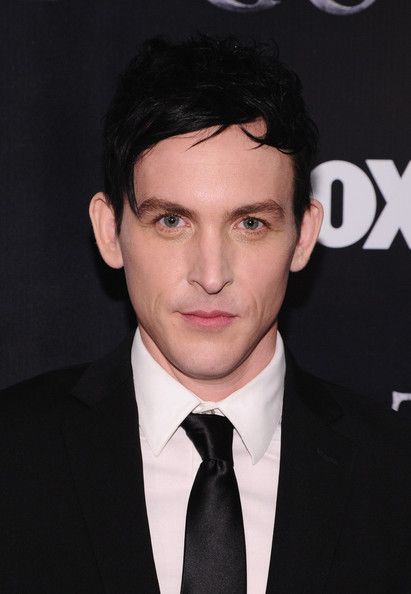 Robin Lord Taylor : Su biografía - SensaCine.com.mx