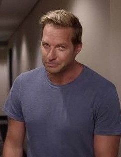 Ryan Hansen - SensaCine.com.mx