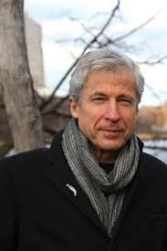 Jere Van Dyk : Su biografía - SensaCine.com.mx