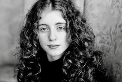 Lydia Maria Makrides : Su biografía - SensaCine.com.mx