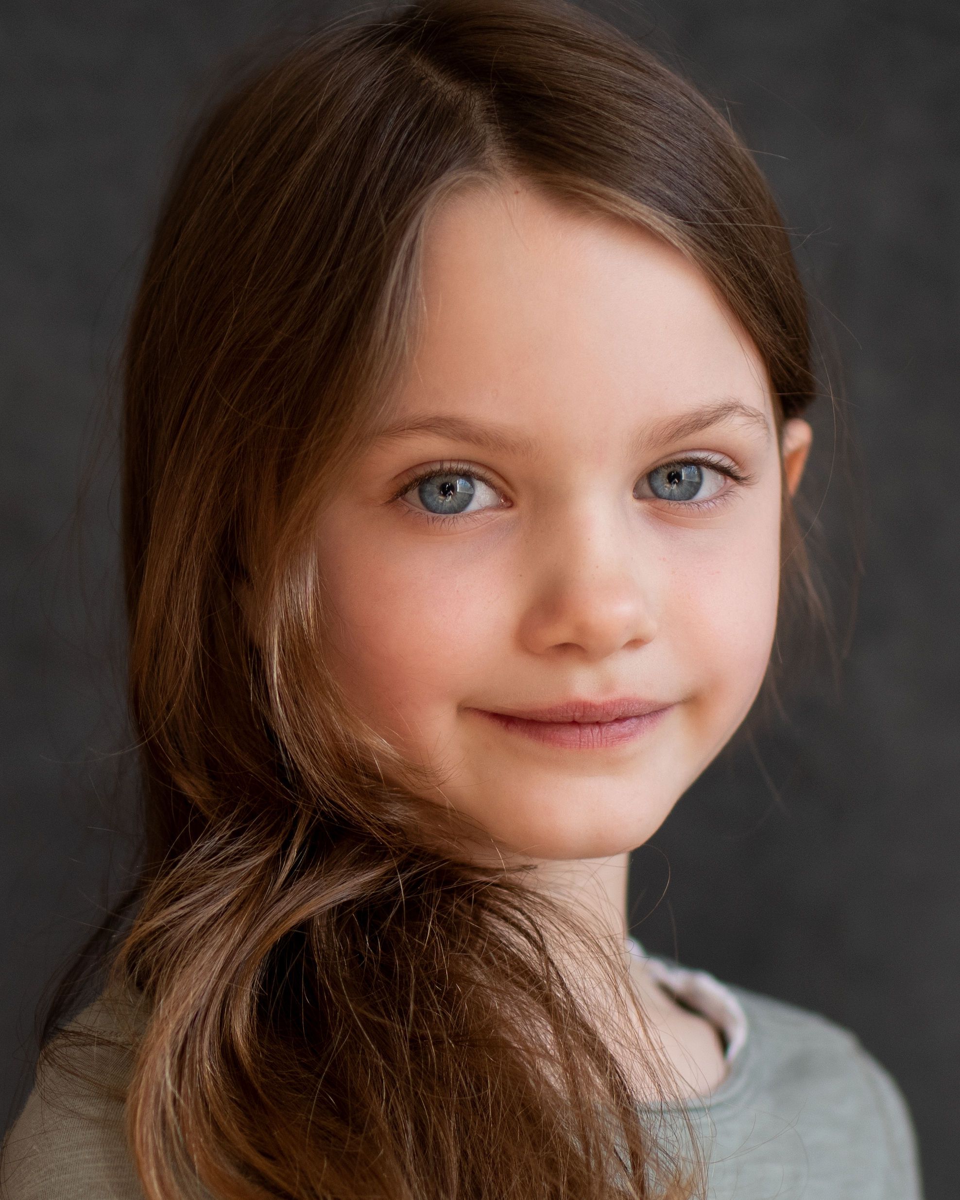 Caoilinn Springall : sus películas y series en streaming - SensaCine.com.mx