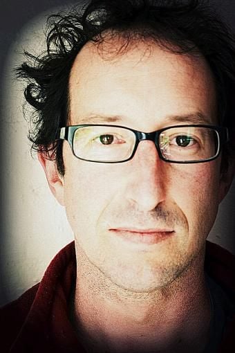 Adam Neill - SensaCine.com.mx