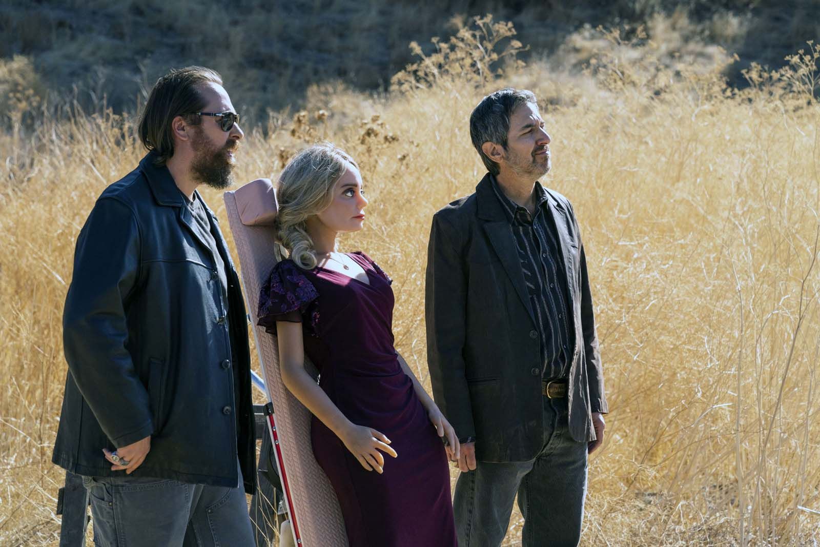 Foto de Ray Romano - Made for Love : Foto Cristin Milioti, Ray Romano ...