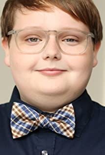 Dylan Gage : Su biografía - SensaCine.com.mx