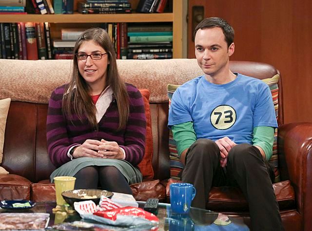 Foto de Mayim Bialik - The Big Bang Theory : Foto Jim Parsons, Mayim Bialik - Foto 281 de 352 ...