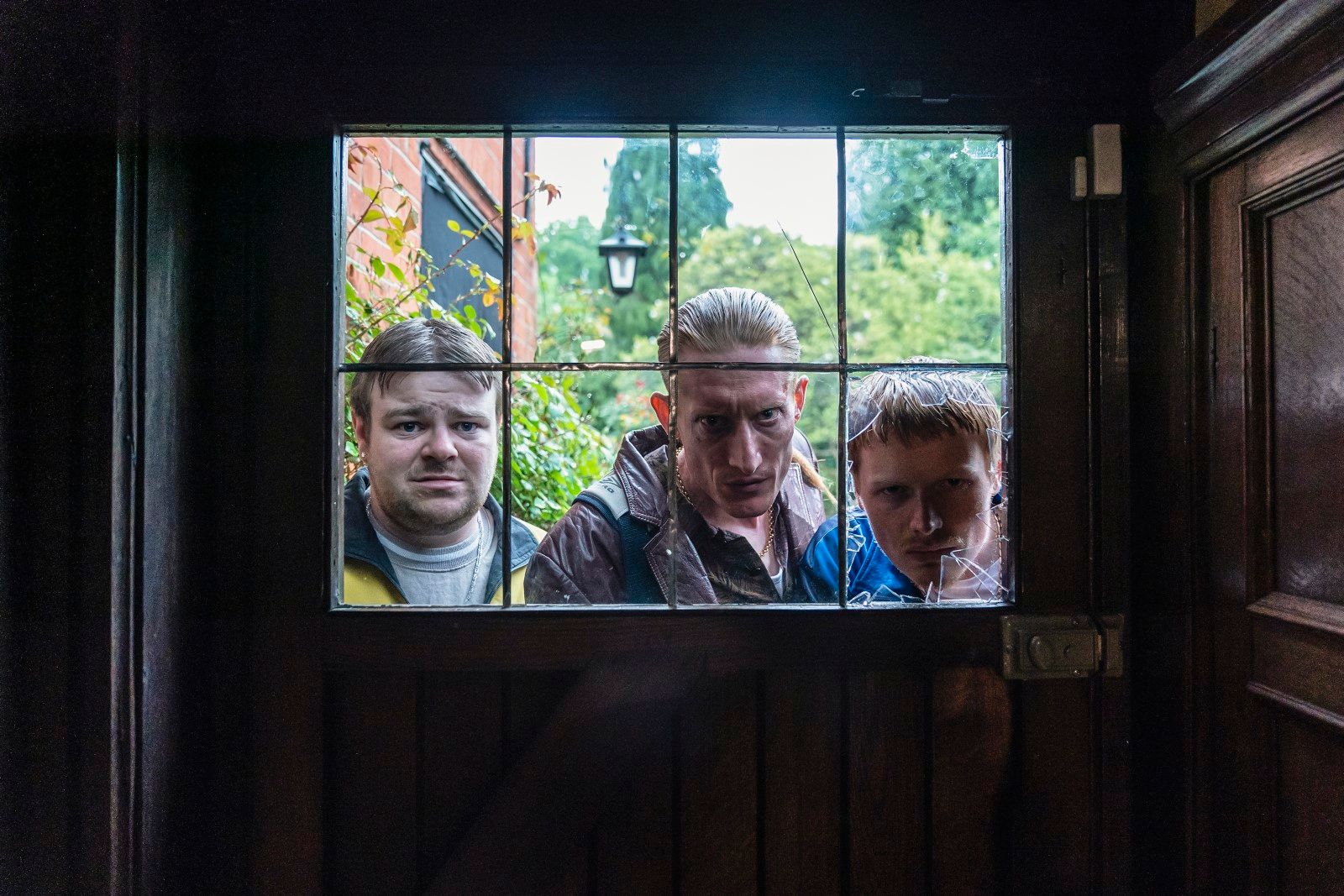 Foto de la película Los intrusos - Foto 1 por un total de 17 ...