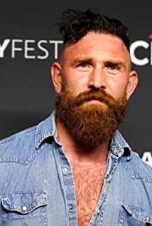 Devan Long - SensaCine.com.mx