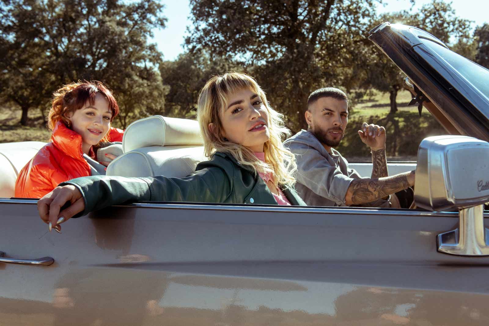 Sky Rojo : Foto Verónica Sánchez, Lali Espósito - Foto 1 sobre 89 - SensaCine.com.mx