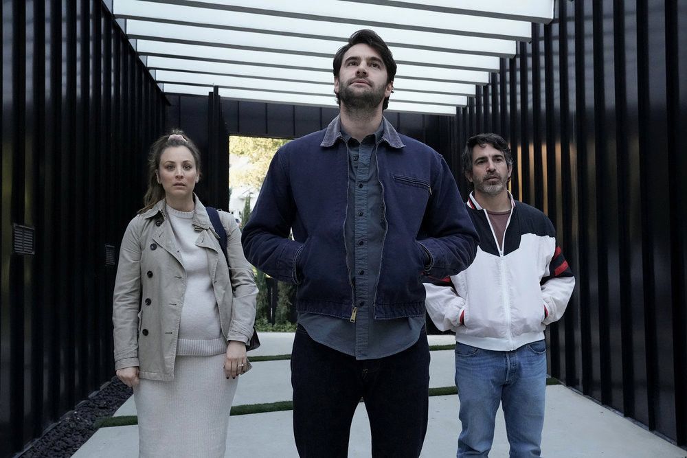 Foto de Tom Bateman - Foto Kaley Cuoco, Chris Messina, Tom Bateman ...