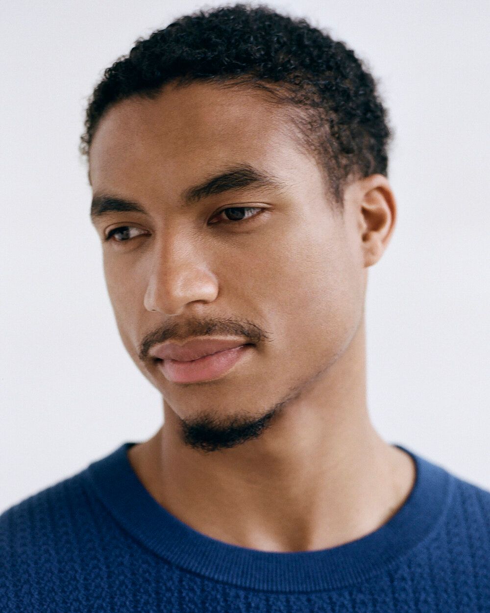 Greg Tarzan Davis : Su biografía - SensaCine.com.mx