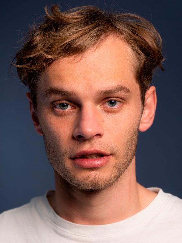 Aidan Scott : Su biografía - SensaCine.com.mx