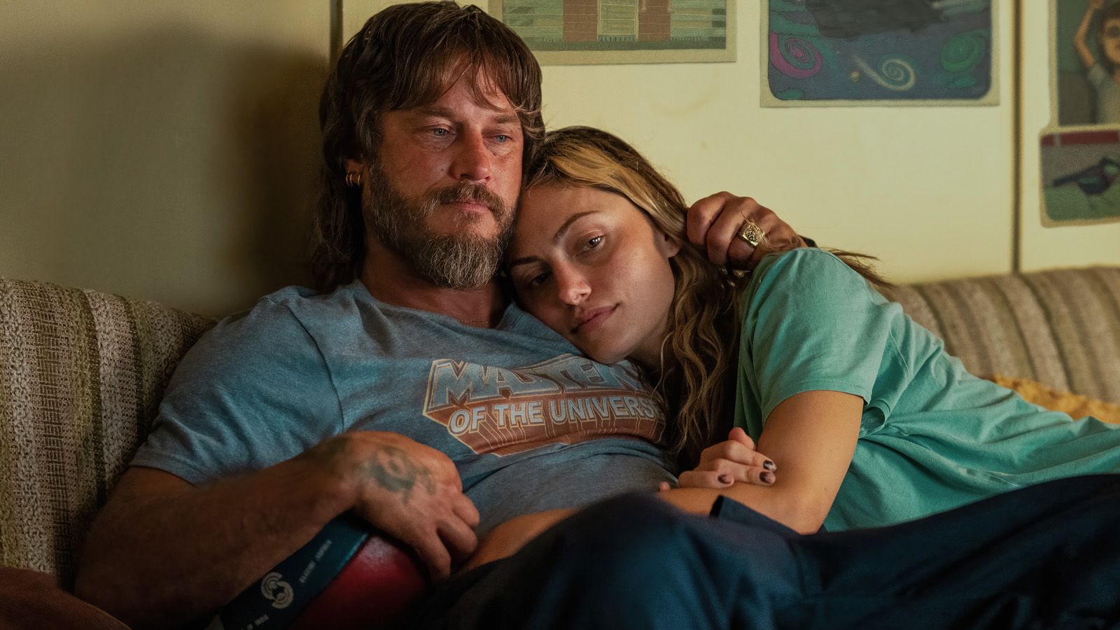 Chico come universo : Foto Travis Fimmel, Phoebe Tonkin - Foto 10 sobre ...