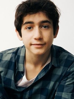 Milo Machado-Graner - SensaCine.com.mx