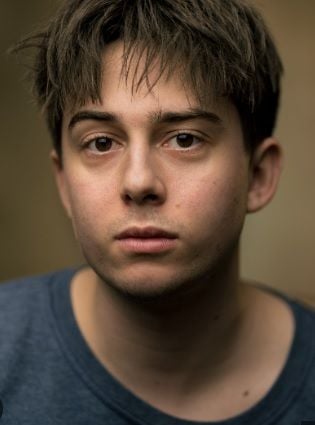 Gabriel Howell : Su biografía - SensaCine.com.mx