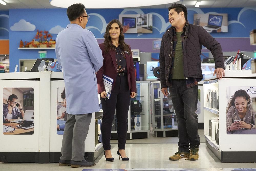 Superstore : Superstore : Foto Nico Santos, America Ferrera - Foto 87 ...