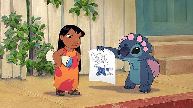 'Lilo y Stitch 2: Stitch en cortocircuito'- Tráiler oficial doblado al ...