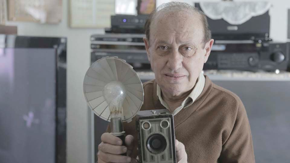 Trailer de la película El hombre que vio demasiado - El Hombre que Vió ...