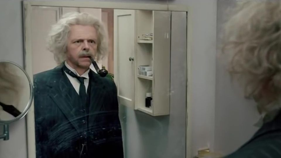 Trailer de la película Absolutamente todo - Tráiler de Absolutamente ...