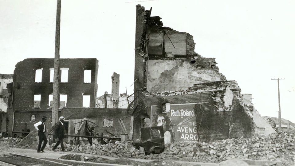 Trailer de la película Rise Again: Tulsa and the Red Summer - 'Red ...