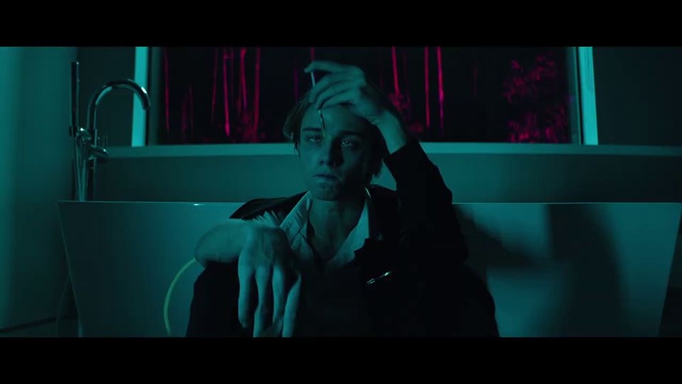 Trailer de la película The Runner - 'The Runner'- Tráiler oficial ...