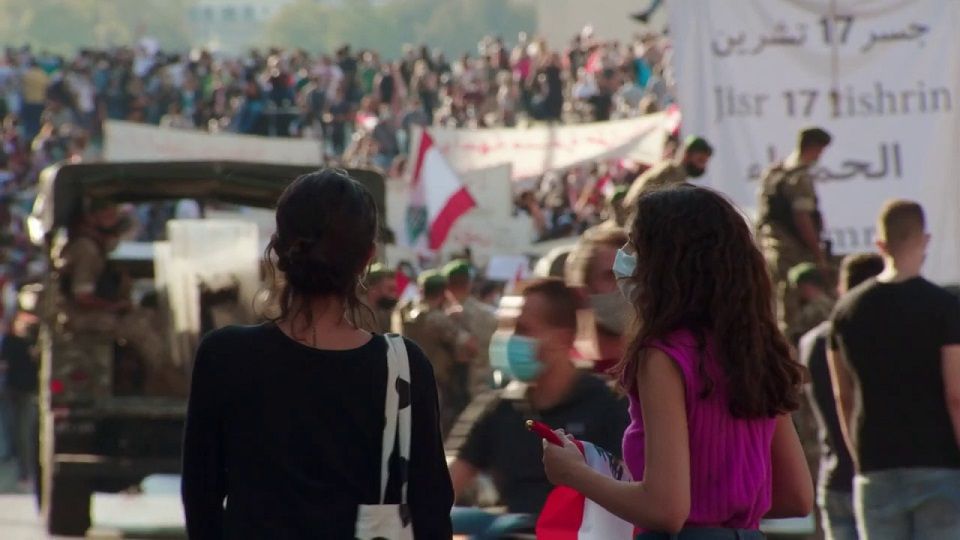 Trailer de la película Dancing on the Edge of a Volcano - 'Dancing on ...